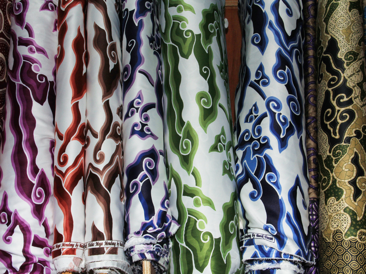 Batik Cirebon, Lebih dari Sekadar Mega Mendung - Indonesia Kaya
