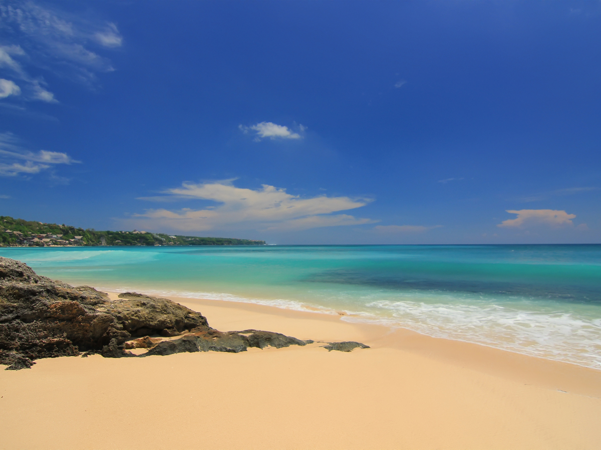Dreamland, Seruas Pantai Impian di Selatan Bali - Indonesia Kaya