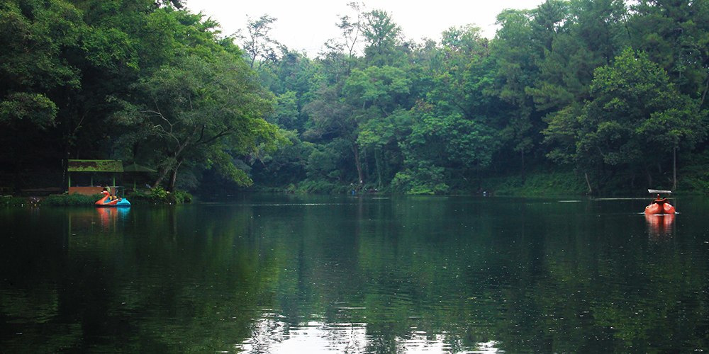 Telaga Remis, Danau Indah yang Menyimpan Mitos Sejarah - Indonesia Kaya