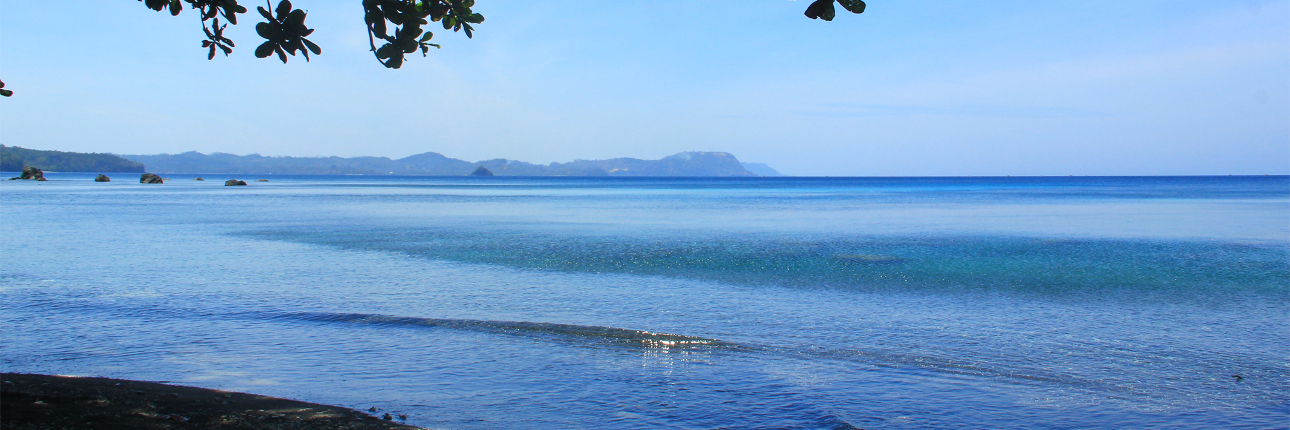 Melepas Lelah di Pantai Batu Putih, Sulawesi Utara - Indonesia Kaya Melepas Lelah di Pantai Batu Putih, Sulawesi Utara - Indonesia Kaya