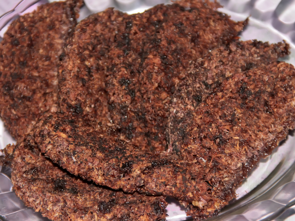 Menyicipi Dange, Kudapan Wajib Orang Makassar - Indonesia Kaya