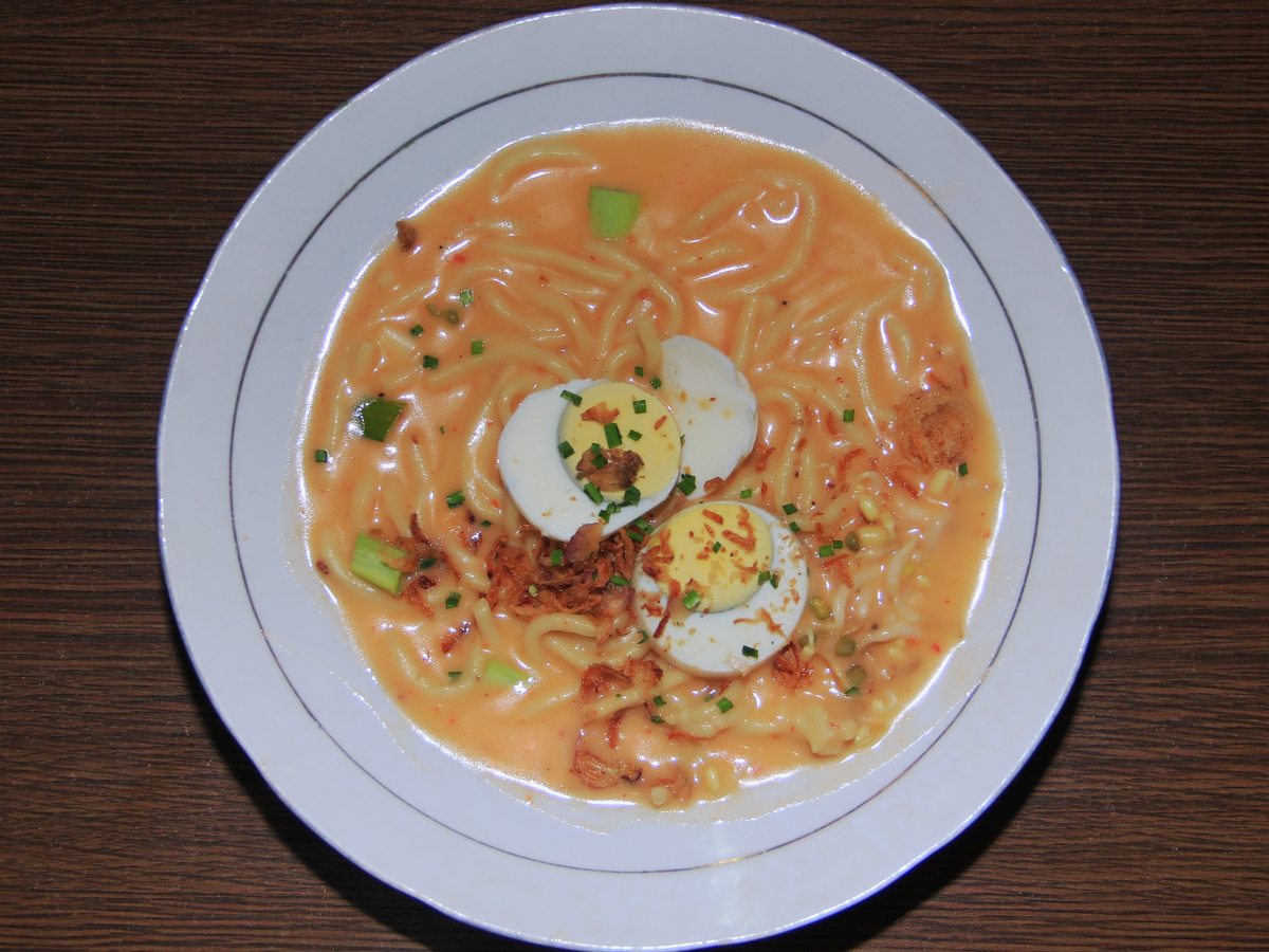 Mie Celor Palembang: Sajian Gurih yang Menggugah Selera - Indonesia Kaya