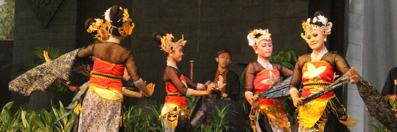 Pesona Tari Batik Pace dari Pacitan - Indonesia Kaya